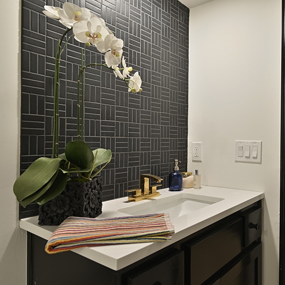 Color Wheel Mosaic - Matte Black