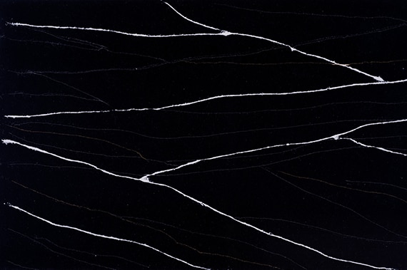 ONE Quartz - Marble Look - Black Canyon